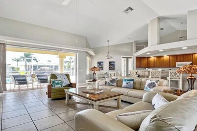 Boaters Dream, S. Terr, Pool, Yacht Club, Boating