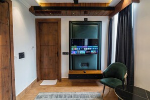 Secretária adequada para computadores portáteis, Wi-fi grátis 