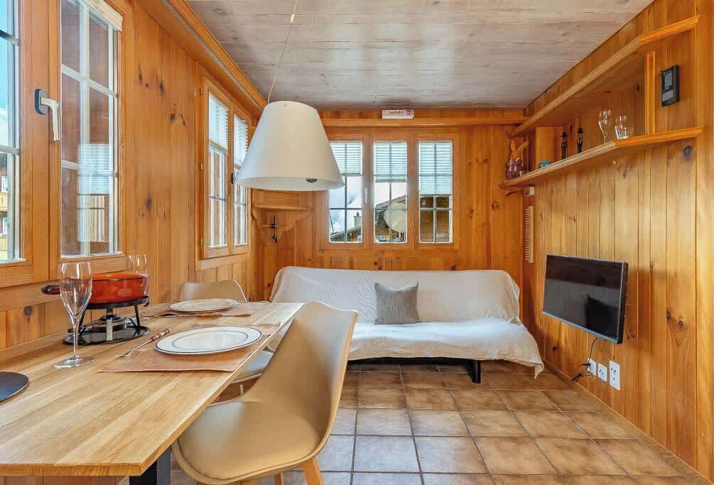 Lake & Mountain View | Fireplace, Garden, Gondola - Iseltwald