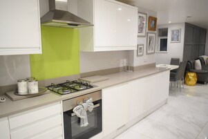 Casa, 5 quartos, para fumantes | Parte interna