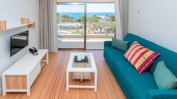 Televisor de 50 cm com canais via satélite