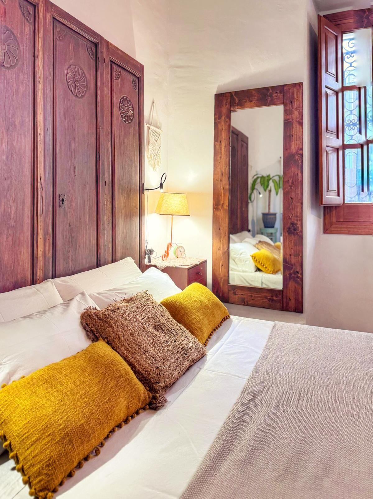 Apartamento Deluxe, Vista para a cidade | Roupa de alta qualidade, camas de colchão viscoelástico 