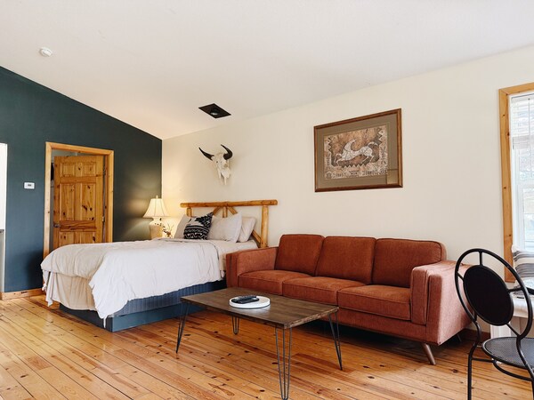 Cow Lake Store And Resort - Alberta