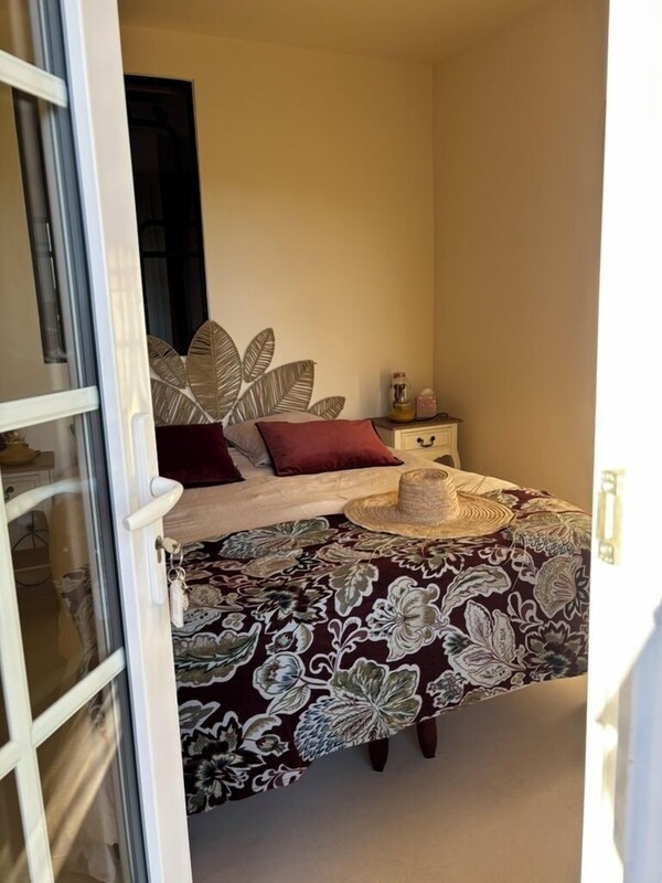 Le Mas Des Vignes En Drome Provençale - Suze-la-Rousse