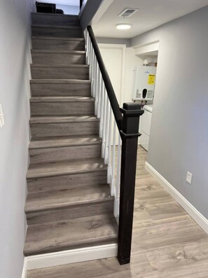 Top level of home near Capitol Hill/RFK sleeps 8 Reviews, Deals ...