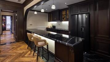 Quarto standard, 1 cama Queen, para não fumantes, sacada (Presidential)