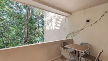 Apartamento Design, 2 quartos, piscina privativa, na torre | Terraço/pátio interior