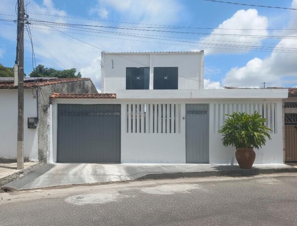 Premium Master & Standard Suites In Spacious House - State of Pará