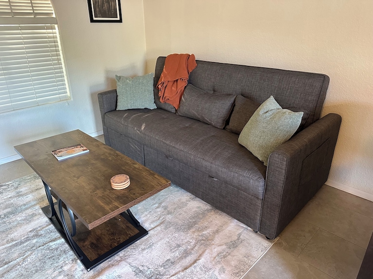 Southwest-chic 1br Casita, Private Yard + Driveway, Northern Phoenix Getaway - Phoenix