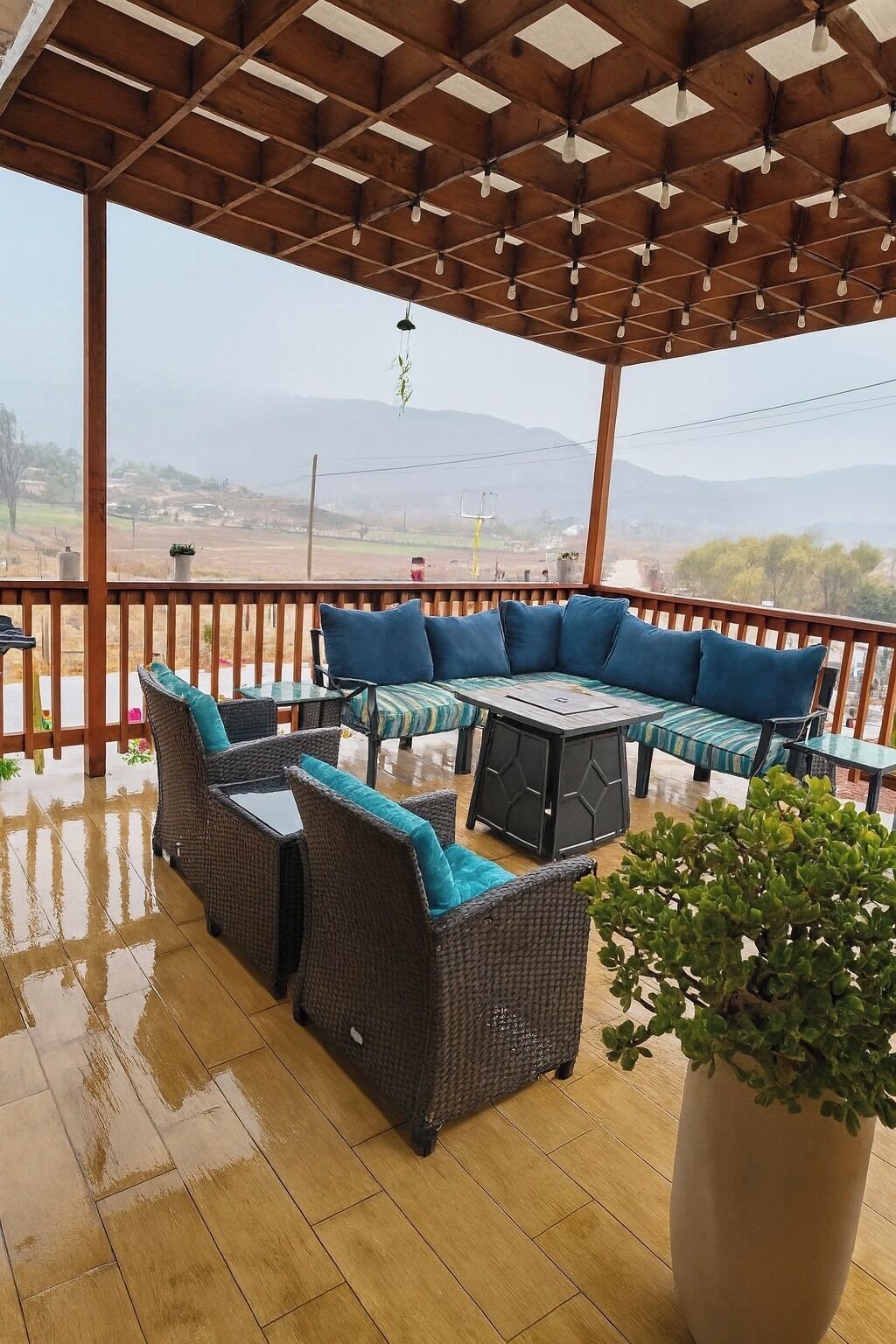 Vila família, vista para a cidade | Terraço/pátio