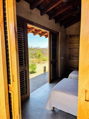 Private 4-Bedroom, 2-Pool Retreat — Nature, Silence & 5 min to Surf ...