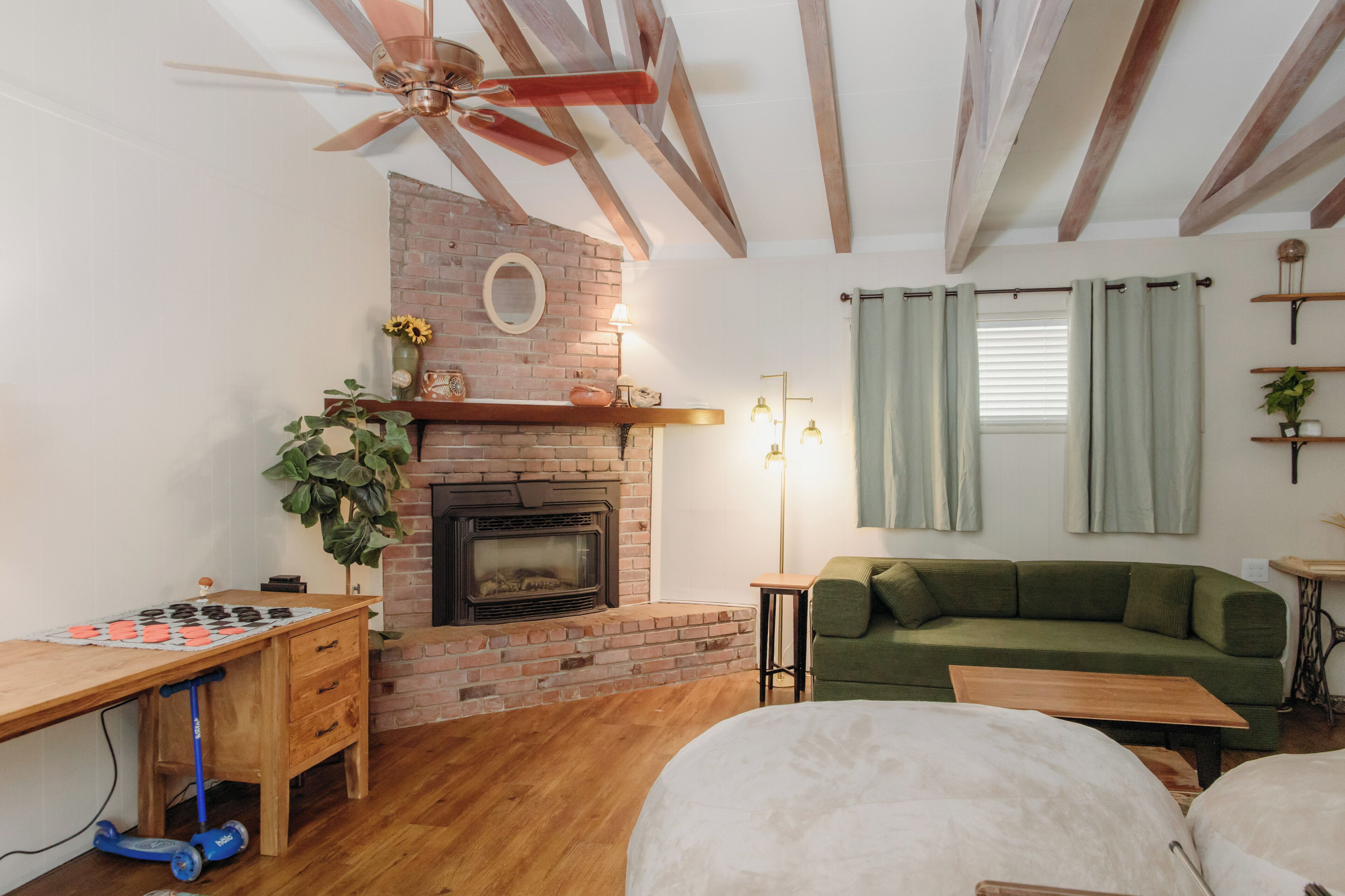 Sierras Secret Garden - エクセター, CA