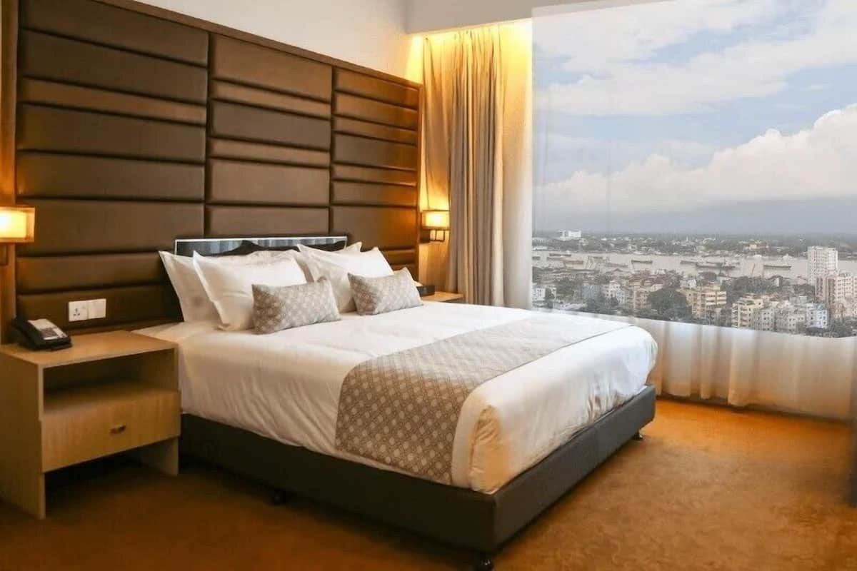 Suíte executiva, vista para o rio | Roupas de cama premium, edredons de pluma