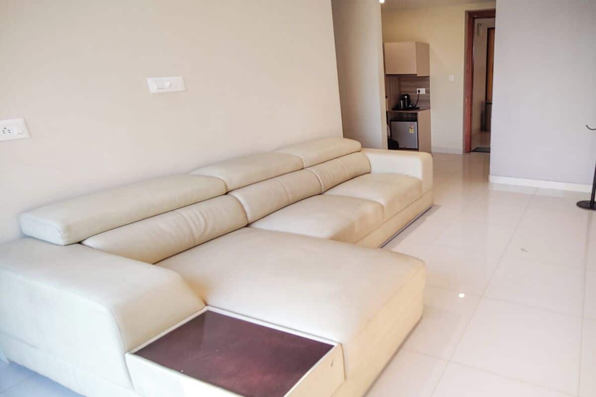 Vila, vista para a colina