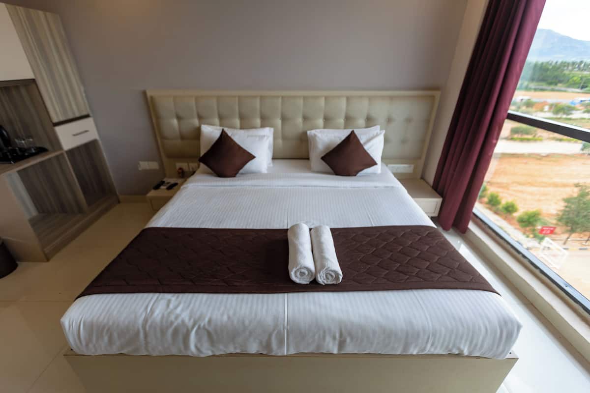 Quarto conforto, vista para a colina