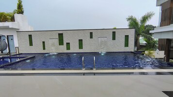 Piscina externa
