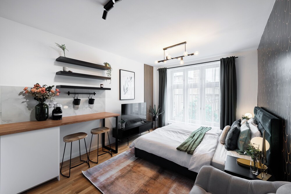 Superb Studio near Charles Square, Old Town Reviews, Deals & Photos ...