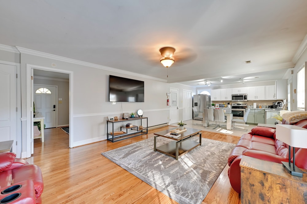 Panther-ready Home 3 Mi To Hpu: Pet Friendly! - Greensboro, NC