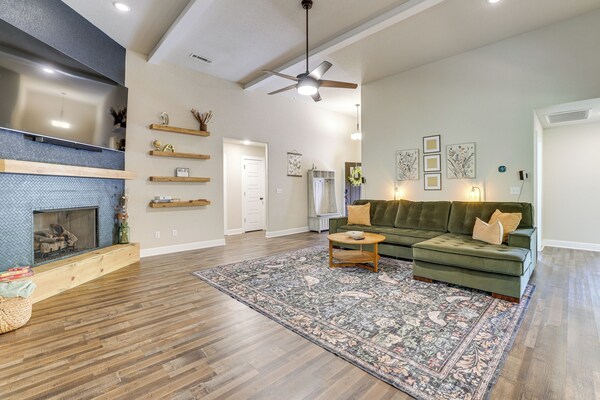 Riders Retreat! Modern Home By Bella Vista Trails - Bentonville, AR