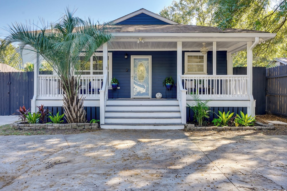 Coastal Convenience! Mt Pleasant Gem 2 Mi To Ocean - Charleston, SC