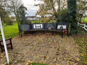 Casa, 2 quartos, para fumantes, vista para o jardim | Fachada