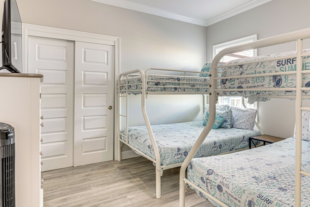Upscale Modern Beach House with a relaxing Gulf View Avis, Prix ...