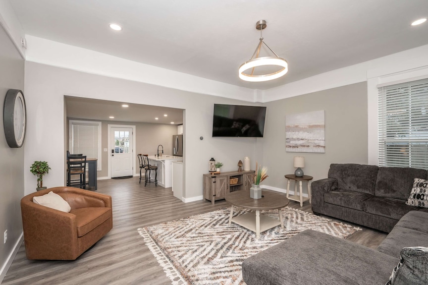 The Gathering House - Home For 6 - Harrison, OH