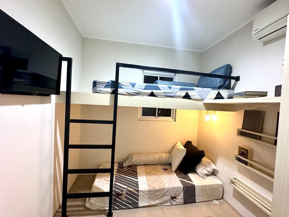 Suite Room By Echa At Alesha House - Giacarta