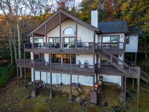 Luxury Mountain Retreat Game Room +Resort Access Reviews, Deals ...