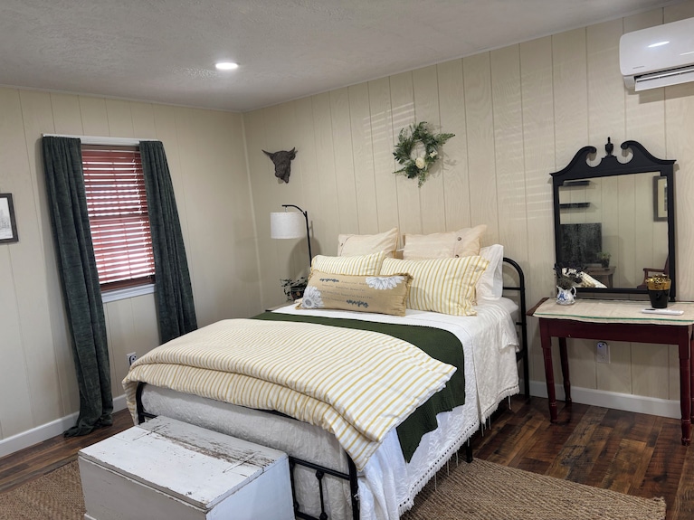 Stay On The Farm! Pet Friendly!adorable Cottage Blue Ridge Mountains Galax Va. - 維珍尼亞