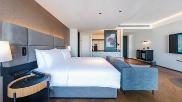 Quarto Duplo Deluxe | Edredões de penas, minibar, cofre no quarto, Wi-fi grátis