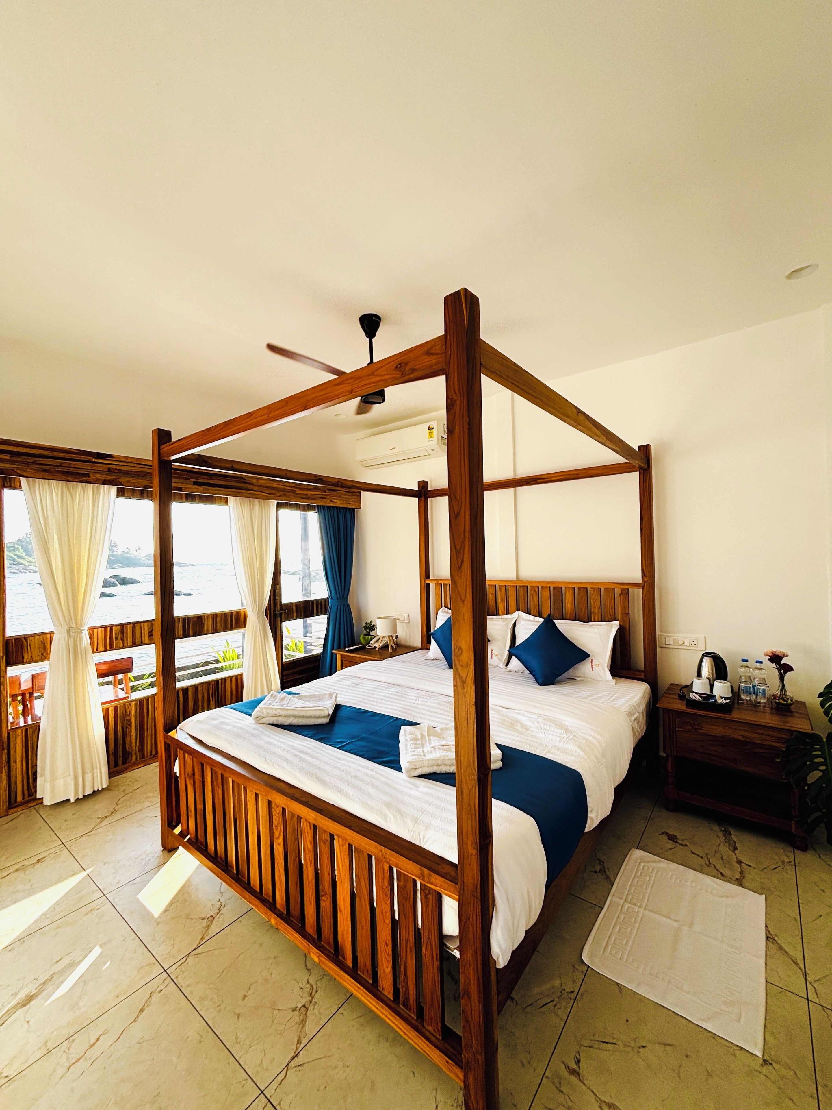 Quarto luxo, vista para o mar | Wi-Fi de cortesia