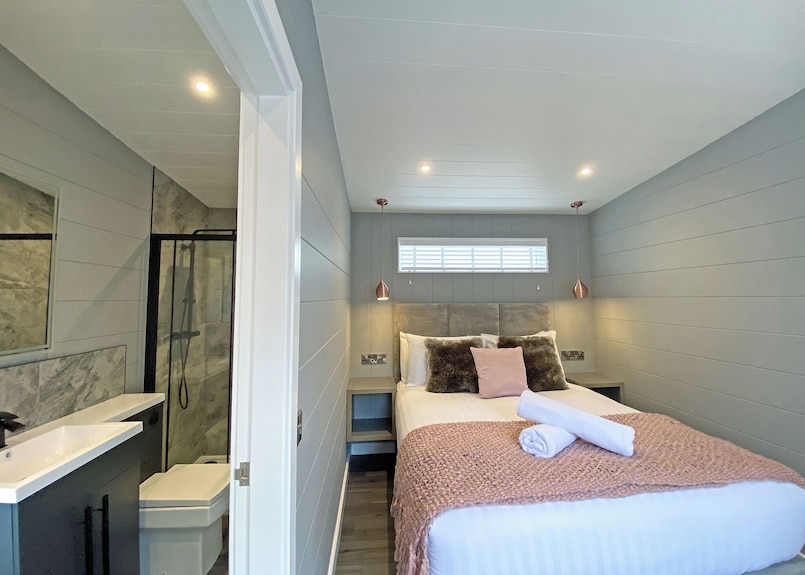 Fabulous Glamping Pod With Separate Bedroom. - 베데스다