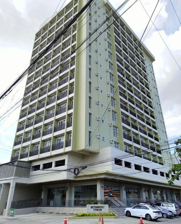 Bernwood Tower - Iloilo City