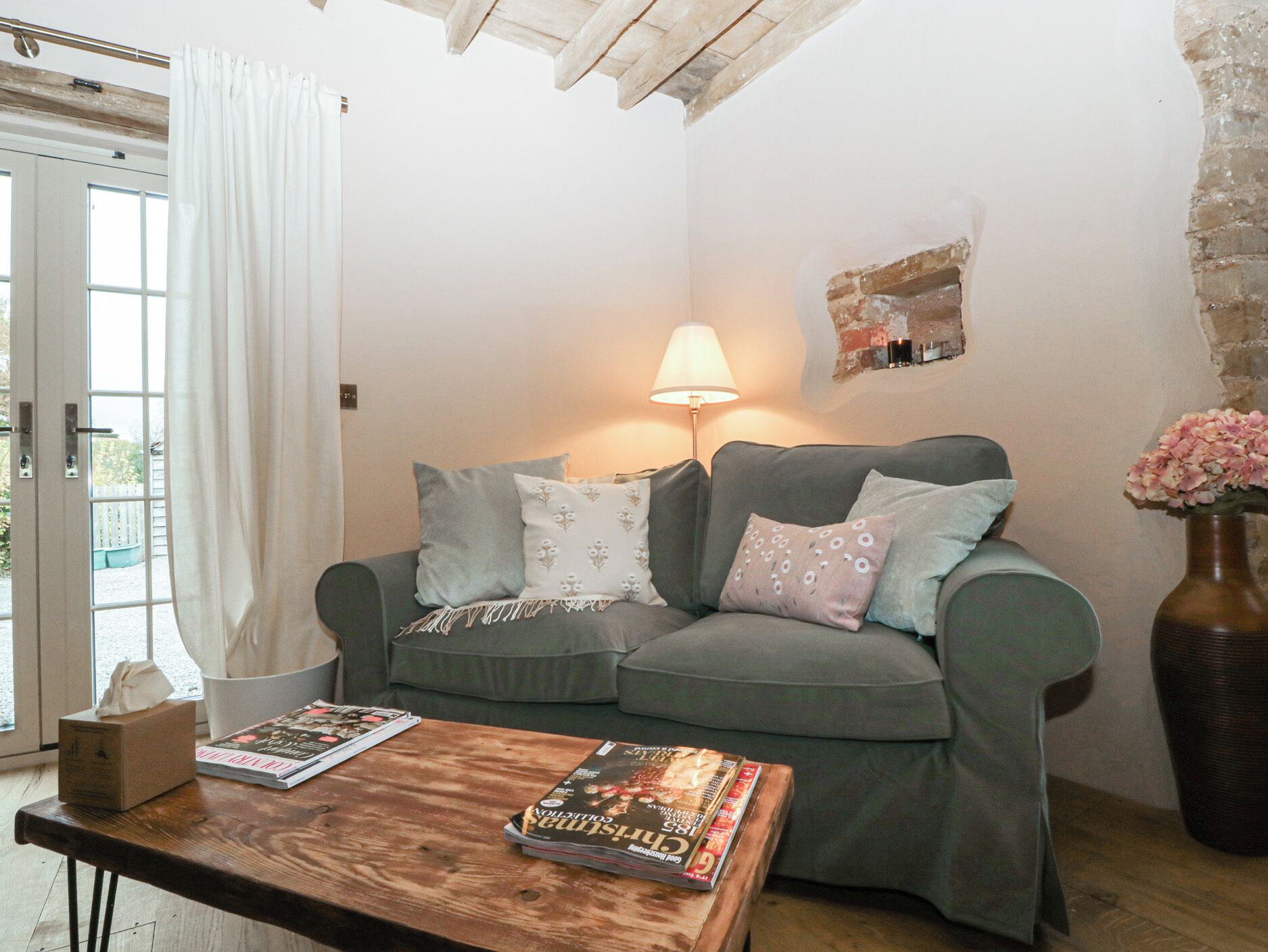 The Cow Shed, Romantic, With Open Fire In Newent - Ledbury