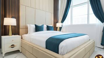 Apartamento superluxo, sacada, vista para a cidade | Ferros/tábuas de passar roupa, berços (sobretaxa), Wi-Fi de cortesia