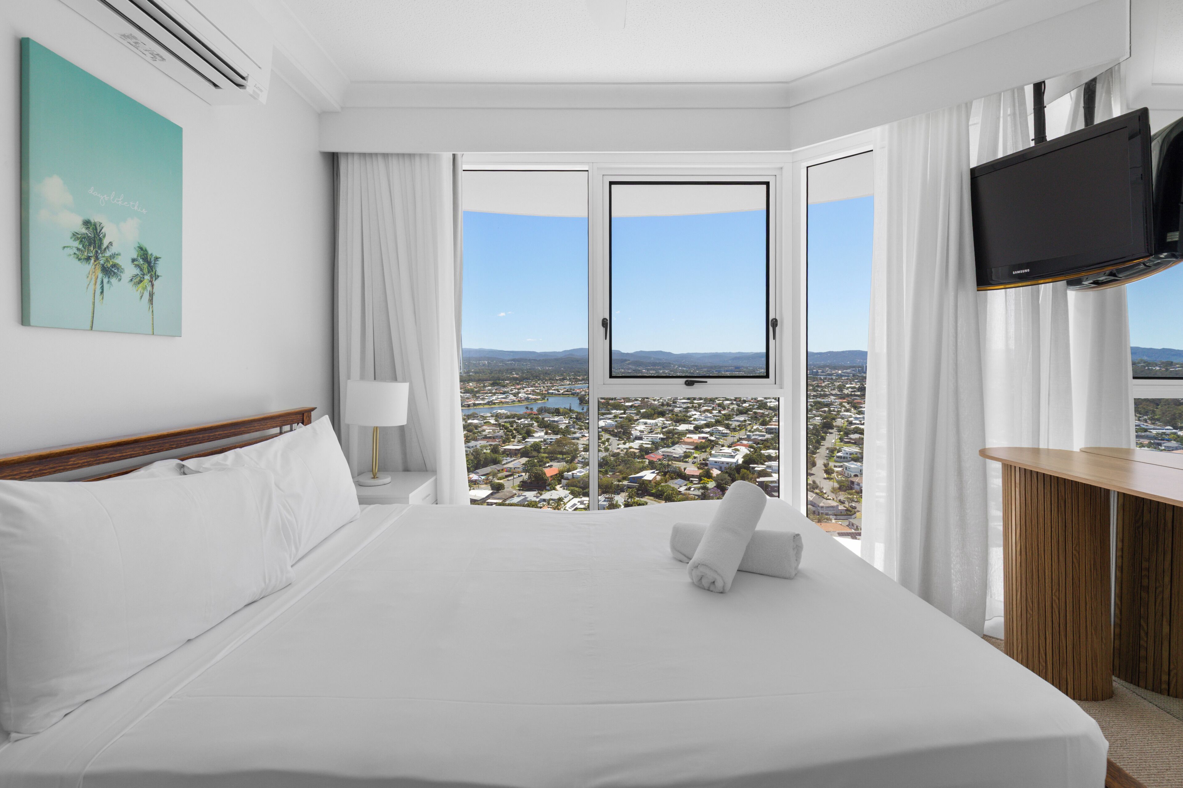 Apartamento Superior, varanda, vista para o oceano | Ferro/tábua de engomar, berços/camas para crianças, Wi-fi grátis 