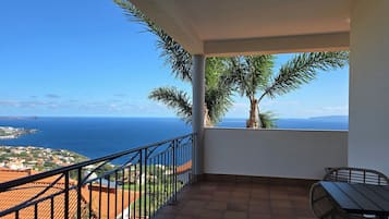 Quarto Duplo Deluxe, varanda, Vista para a cidade | Varanda