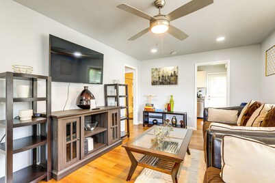 5 Mi to Dtwn Atl: Modern Duplex Home!