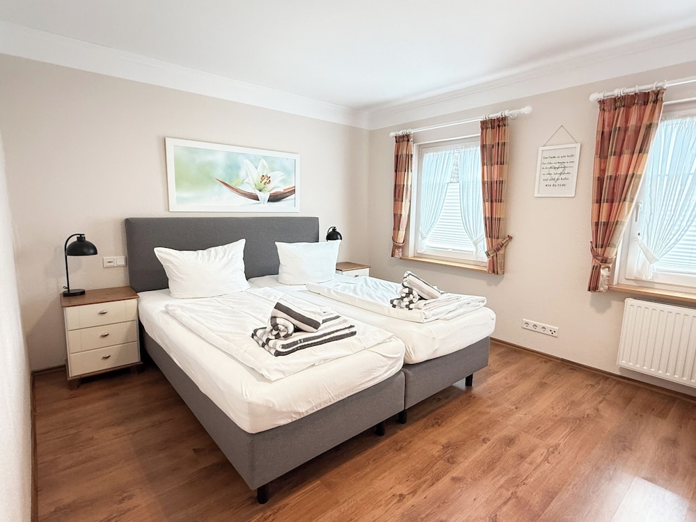 Comfortable vacation apartment in Haus Frida-Sophie with wood-burning ...