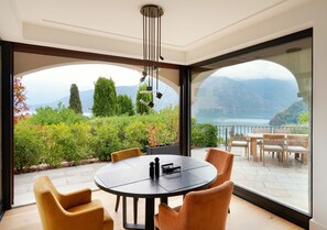 Villa, 6 quartos, piscina privativa, vista para o jardim | Sala de jantar