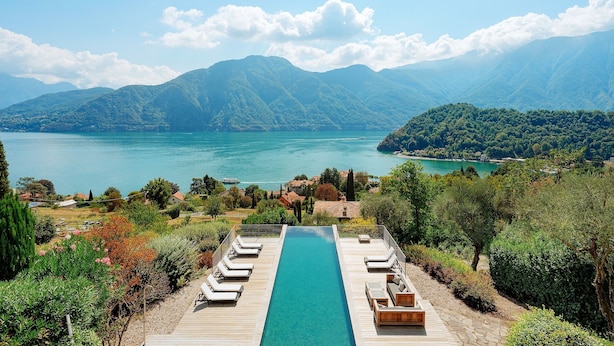 Vila, 6 quartos, piscina particular, vista para o jardim | Piscina | Piscina externa