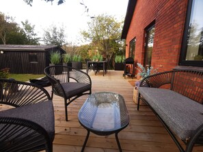 Casa, 4 quartos, para fumantes, varanda | Terraço/pátio