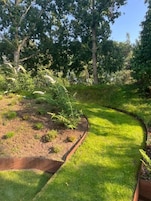 Terraço com espreguiçadeiras