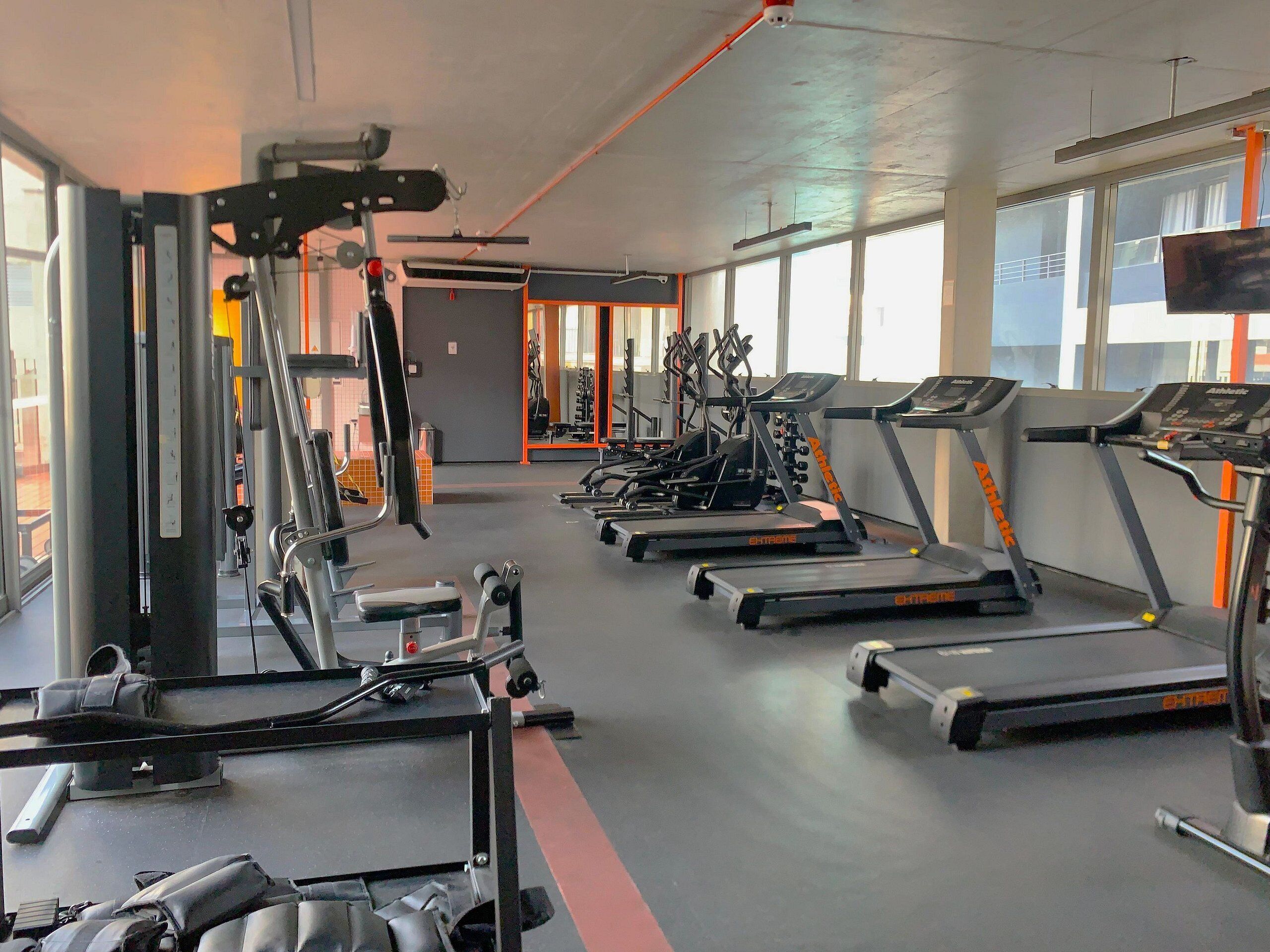 Apartamento Básico | Sala de fitness
