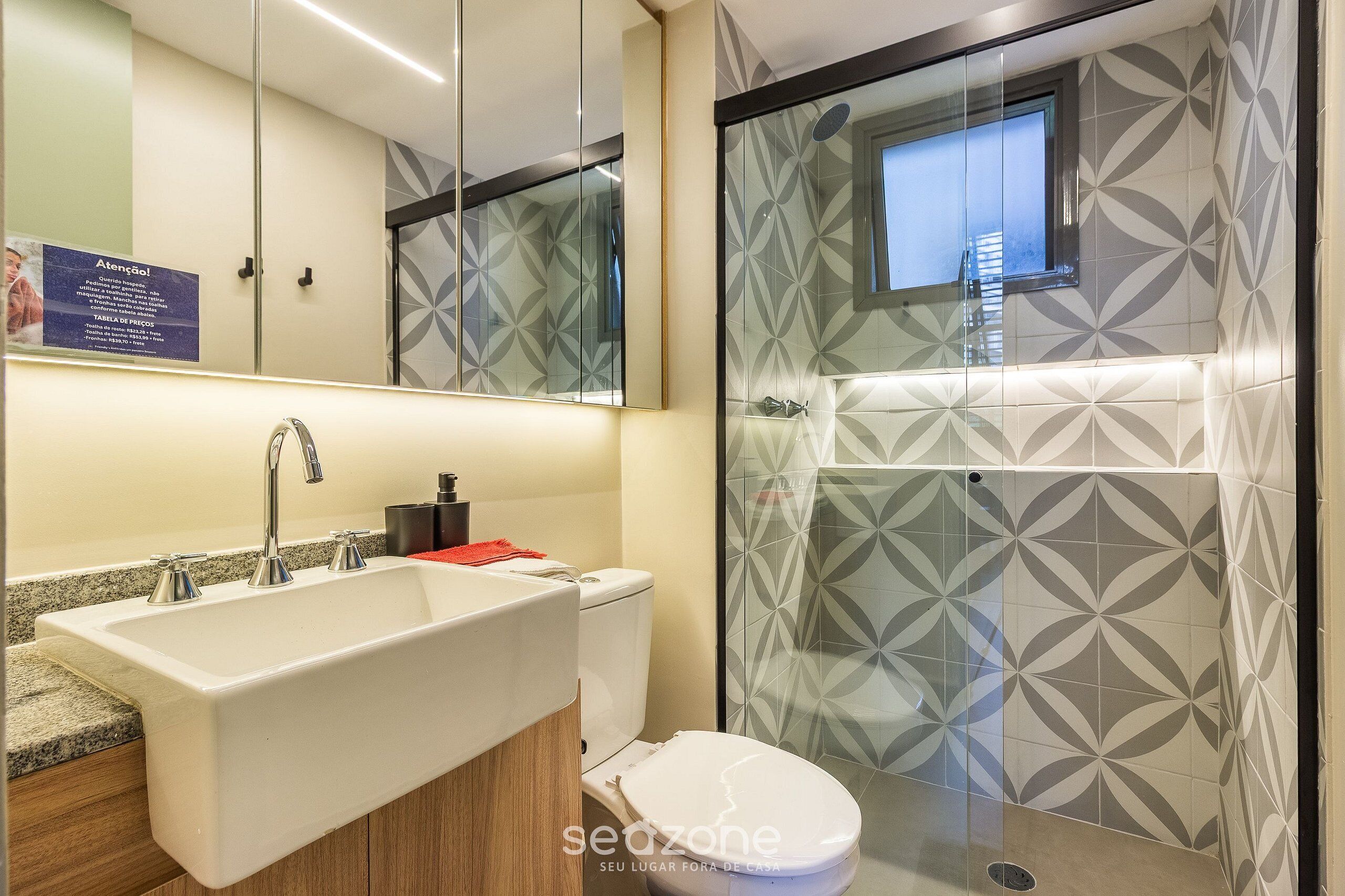 Apartamento Básico | Casa de banho