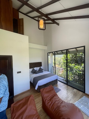 Quarto Duplo Deluxe, varanda, vista para a montanha | Wi-fi grƔtis . The Lipton View Inn