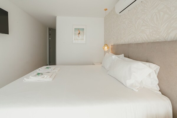 Amazing Riverview Apartment W Pool By Vacationy - Porto