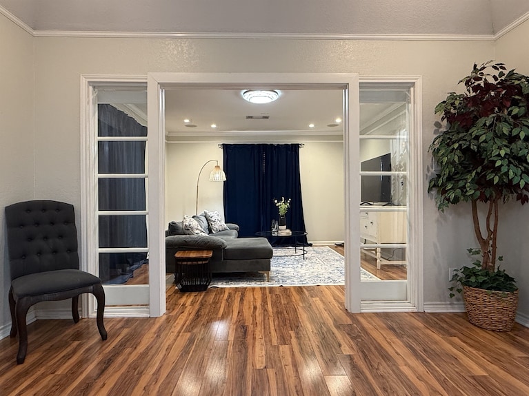 South By South Eleventh | 3-bed 2-bath - Carousel, Abilene