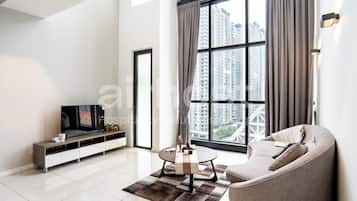 Apartamento, 1 cama queen-size, não fumadores, Vista para a cidade | Sala de estar